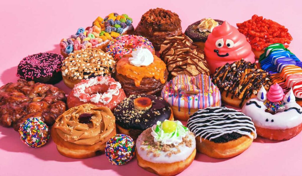 Pinkbox Doughnuts’ Third Location Opens with New Design - QSR Magazine Pinkbox Doughnuts’ Third Location Opens with New Design - QSR Magazine